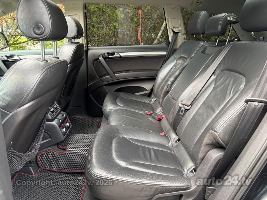 Black Audi Q7 2007 in Tallinn, with an engine capacity of 3.00 L and mileage of 305 thousand km for 5799 €, photo 14 on AUTOMOTO.COM.LV