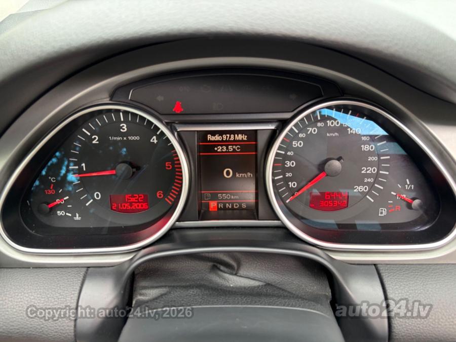 Black Audi Q7 2007 in Tallinn, with an engine capacity of 3.00 L and mileage of 305 thousand km for 5799 €, photo 18 on AUTOMOTO.COM.LV