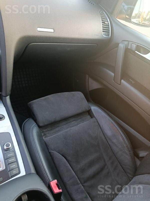 Black Audi Q7 2007 in Riga, with an engine capacity of 3.00 L and mileage of 280 thousand km for 8500 €, photo 10 on AUTOMOTO.COM.LV