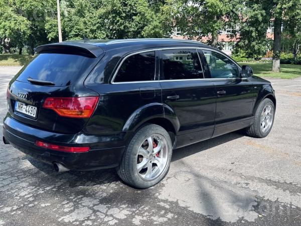 Black Audi Q7 2007 in Tukums, with an engine capacity of 3.00 L and mileage of 480 thousand km for 6100 €, photo 4 on AUTOMOTO.COM.LV