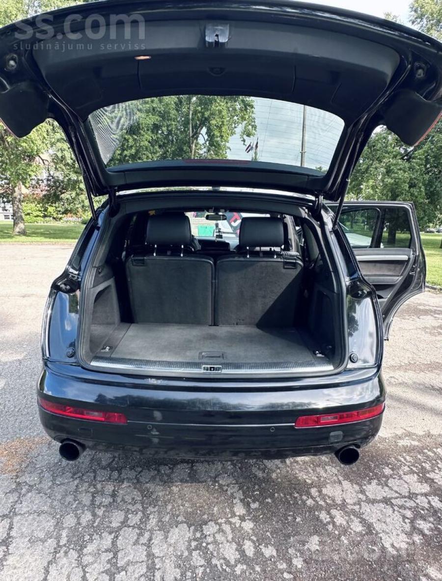 Black Audi Q7 2007 in Tukums, with an engine capacity of 3.00 L and mileage of 480 thousand km for 6100 €, photo 9 on AUTOMOTO.COM.LV