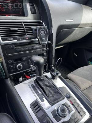 Black Audi Q7 2007 in Tukums, with an engine capacity of 3.00 L and mileage of 480 thousand km for 6100 €, photo 17 on AUTOMOTO.COM.LV
