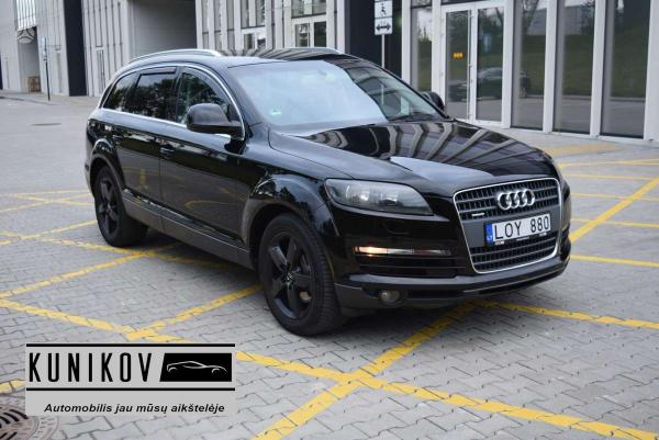 Melns Audi Q7 2007 Viļņa, ar dzinēja tilpumu 2.97 L un nobraukumu 374 tūkst. km par 4950 €, foto 1 vietnē AUTOMOTO.COM.LV