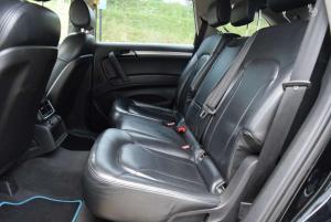 Black Audi Q7 2007 in Vilnius, with an engine capacity of 2.97 L and mileage of 374 thousand km for 4950 €, photo 11 on AUTOMOTO.COM.LV