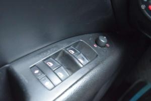 Black Audi Q7 2007 in Vilnius, with an engine capacity of 2.97 L and mileage of 374 thousand km for 4950 €, photo 20 on AUTOMOTO.COM.LV