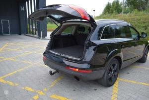 Black Audi Q7 2007 in Vilnius, with an engine capacity of 2.97 L and mileage of 374 thousand km for 4950 €, photo 23 on AUTOMOTO.COM.LV