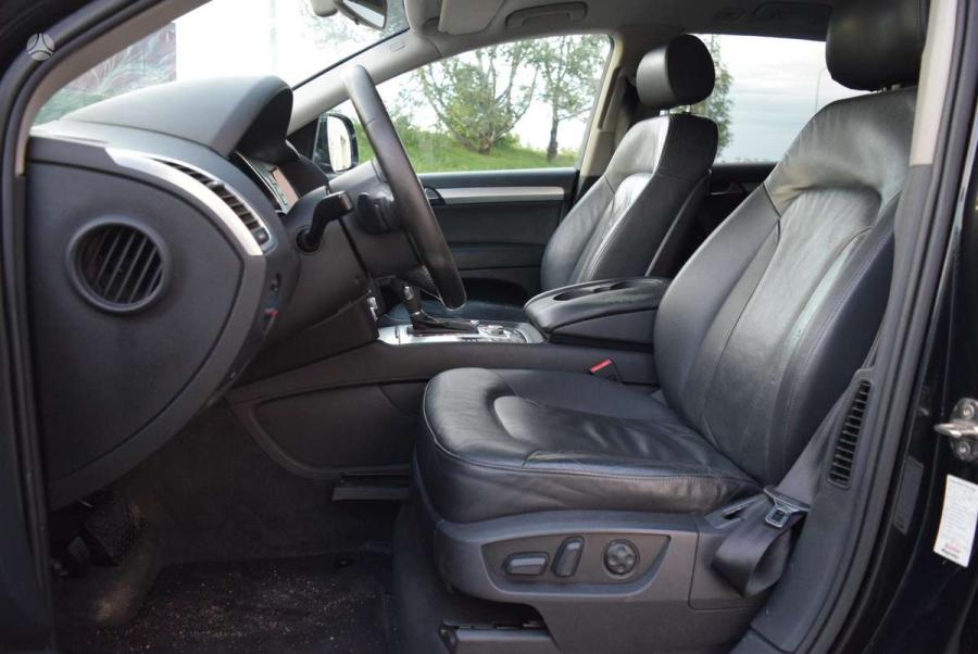 Black Audi Q7 2007 in Vilnius, with an engine capacity of 2.97 L and mileage of 273 thousand km for 6000 €, photo 10 on AUTOMOTO.COM.LV