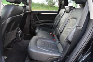 Black Audi Q7 2007 in Vilnius, with an engine capacity of 2.97 L and mileage of 273 thousand km for 6000 €, photo 11 on AUTOMOTO.COM.LV