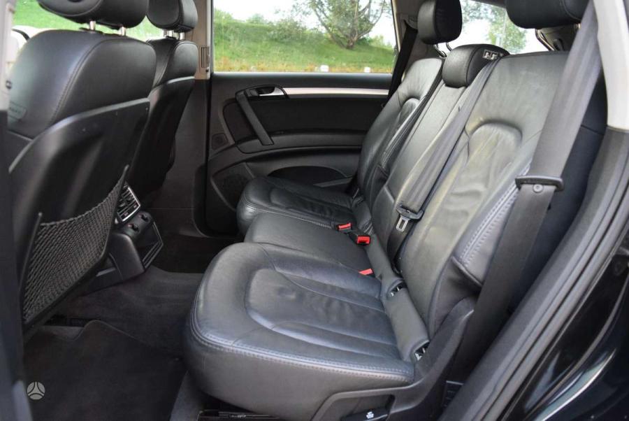 Black Audi Q7 2007 in Vilnius, with an engine capacity of 2.97 L and mileage of 273 thousand km for 6000 €, photo 11 on AUTOMOTO.COM.LV