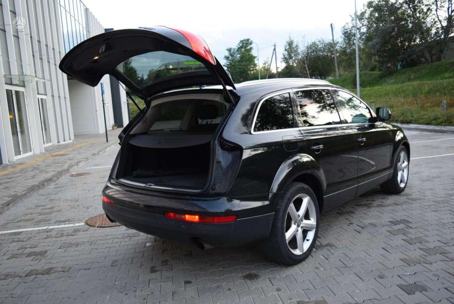 Black Audi Q7 2007 in Vilnius, with an engine capacity of 2.97 L and mileage of 273 thousand km for 6000 €, photo 23 on AUTOMOTO.COM.LV