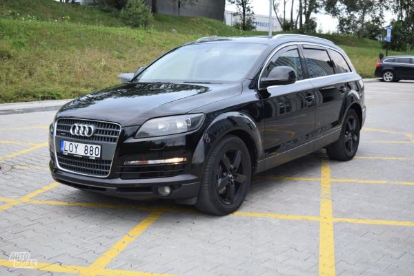 Black Audi Q7 2007 in Vilnius, with an engine capacity of 3.00 L and mileage of 374 thousand km for 4950 €, photo 3 on AUTOMOTO.COM.LV
