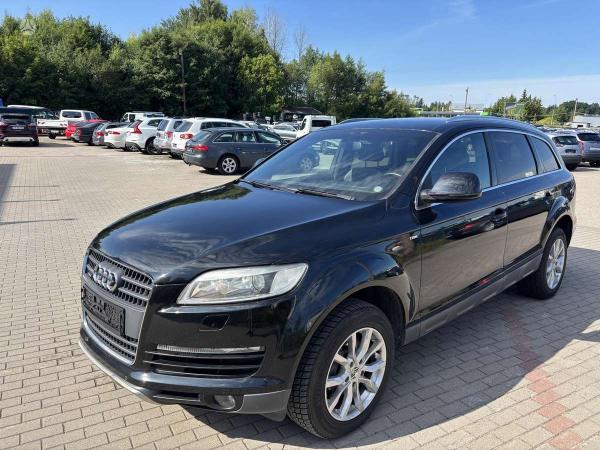 Melns Audi Q7 2007 Utena, ar dzinēja tilpumu 2.97 L un nobraukumu 291 tūkst. km par 5350 €, foto 1 vietnē AUTOMOTO.COM.LV