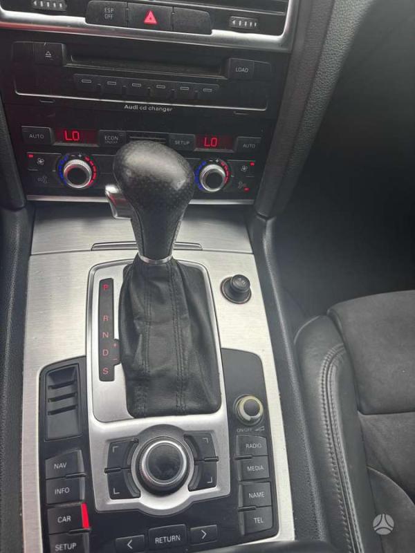 Melns Audi Q7 2007 Utena, ar dzinēja tilpumu 2.97 L un nobraukumu 291 tūkst. km par 5350 €, foto 8 vietnē AUTOMOTO.COM.LV