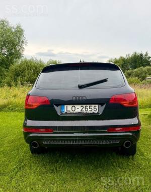 Melns Audi Q7 2007 Talsi, ar dzinēja tilpumu 3.00 L un nobraukumu 400 tūkst. km par 3000 €, foto 4 vietnē AUTOMOTO.COM.LV