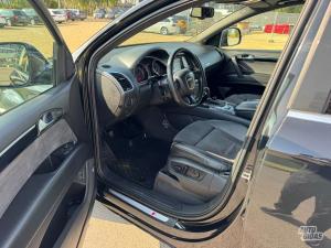Black Audi Q7 2007 in Kaunas, with an engine capacity of 3.00 L and mileage of 0 thousand km for 5650 €, photo 26 on AUTOMOTO.COM.LV
