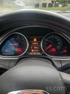 Black Audi Q7 2007 in Daugavpils, with an engine capacity of 3.00 L and mileage of 213 thousand km for 3500 €, photo 7 on AUTOMOTO.COM.LV