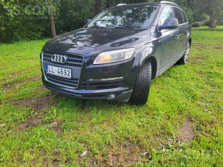 Black Audi Q7 2007 in Bauska, with an engine capacity of 3.00 L and mileage of 339 thousand km for 4500 €, photo 1 on AUTOMOTO.COM.LV