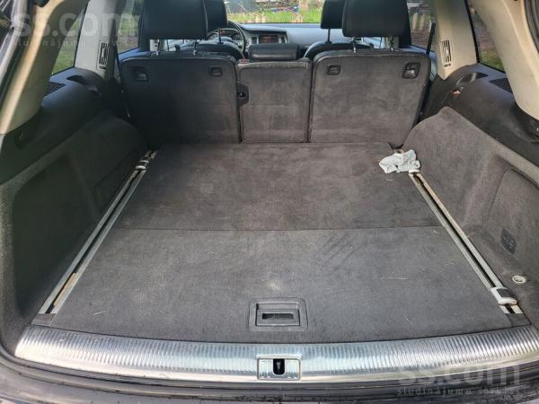 Black Audi Q7 2007 in Bauska, with an engine capacity of 3.00 L and mileage of 339 thousand km for 4500 €, photo 10 on AUTOMOTO.COM.LV