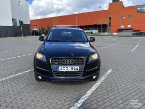 Melns Audi Q7 2007 Viļņa, ar dzinēja tilpumu 3.00 L un nobraukumu 300 tūkst. km par 4150 €, foto 3 vietnē AUTOMOTO.COM.LV