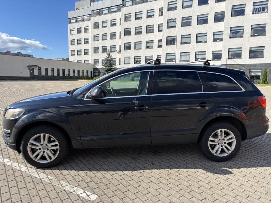 Melns Audi Q7 2007 Viļņa, ar dzinēja tilpumu 3.00 L un nobraukumu 300 tūkst. km par 4150 €, foto 5 vietnē AUTOMOTO.COM.LV