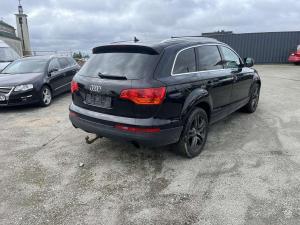 Black Audi Q7 2007 in Kaunas, with an engine capacity of 2.97 L and mileage of 315 thousand km for 3000 €, photo 5 on AUTOMOTO.COM.LV