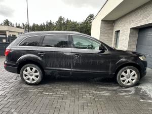 Черный Ауди Ку 7 2007 в Вильнюс, объемом двигателя 3.00 л и пробегом 324 тыс. км за 3499 €, фото 5 на AUTOMOTO.COM.LV