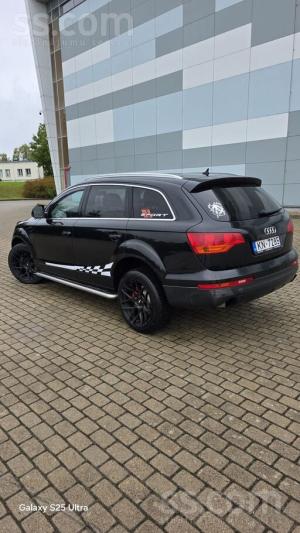 Melns Audi Q7 2007 Dobele, ar dzinēja tilpumu 3.00 L un nobraukumu 337 tūkst. km par 5500 €, foto 3 vietnē AUTOMOTO.COM.LV