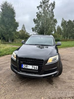 Черный Ауди Ку 7 2007 в Гулбене, объемом двигателя 3.00 л и пробегом 330 тыс. км за 4200 €, фото 1 на AUTOMOTO.COM.LV