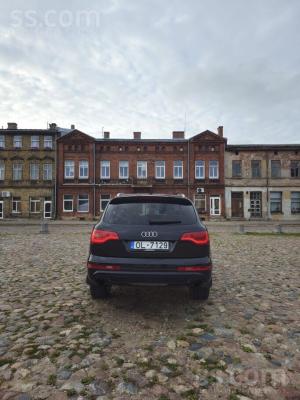 Melns Audi Q7 2007 Liepāja, ar dzinēja tilpumu 3.00 L un nobraukumu 466 tūkst. km par 3900 €, foto 5 vietnē AUTOMOTO.COM.LV