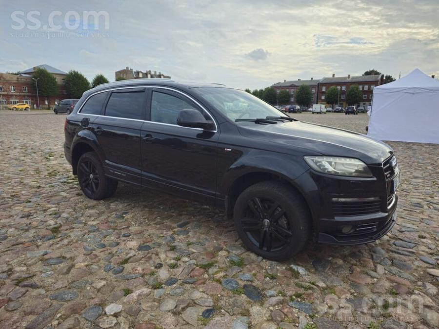 Melns Audi Q7 2007 Liepāja, ar dzinēja tilpumu 3.00 L un nobraukumu 466 tūkst. km par 3900 €, foto 7 vietnē AUTOMOTO.COM.LV