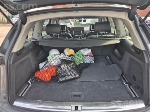 Black Audi Q7 2007 in Riga, with an engine capacity of 3.00 L and mileage of 337 thousand km for 5200 €, photo 8 on AUTOMOTO.COM.LV