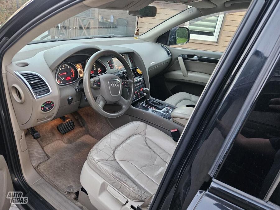 Melns Audi Q7 2007 Vilkaviškis, ar dzinēja tilpumu 3.00 L un nobraukumu 0 tūkst. km par 3200 €, foto 6 vietnē AUTOMOTO.COM.LV