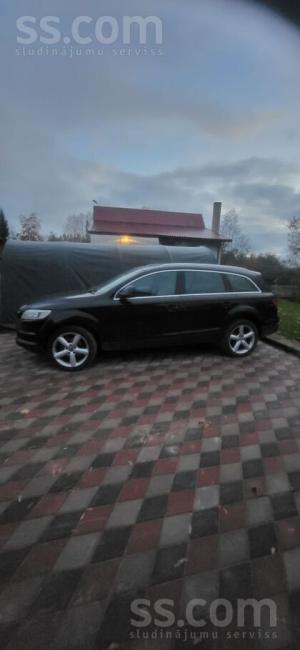 Black Audi Q7 2007 in Madona, with an engine capacity of 3.00 L and mileage of 336 thousand km for 4500 €, photo 4 on AUTOMOTO.COM.LV