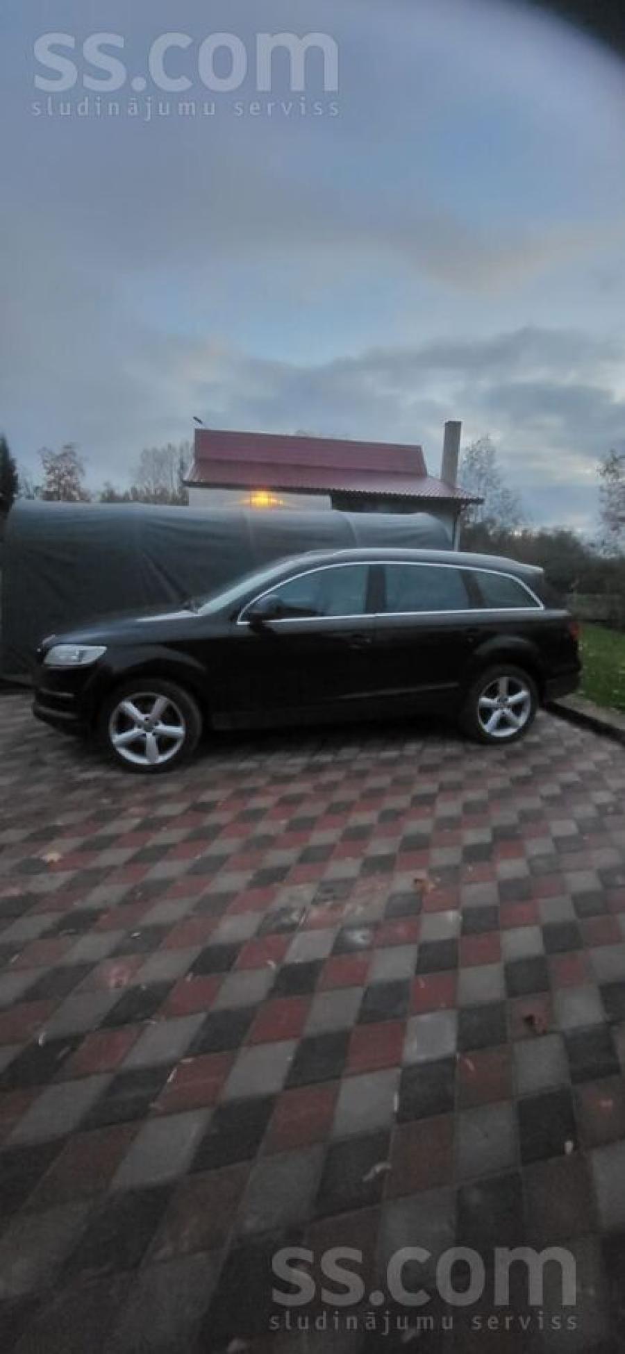 Black Audi Q7 2007 in Madona, with an engine capacity of 3.00 L and mileage of 336 thousand km for 4500 €, photo 4 on AUTOMOTO.COM.LV