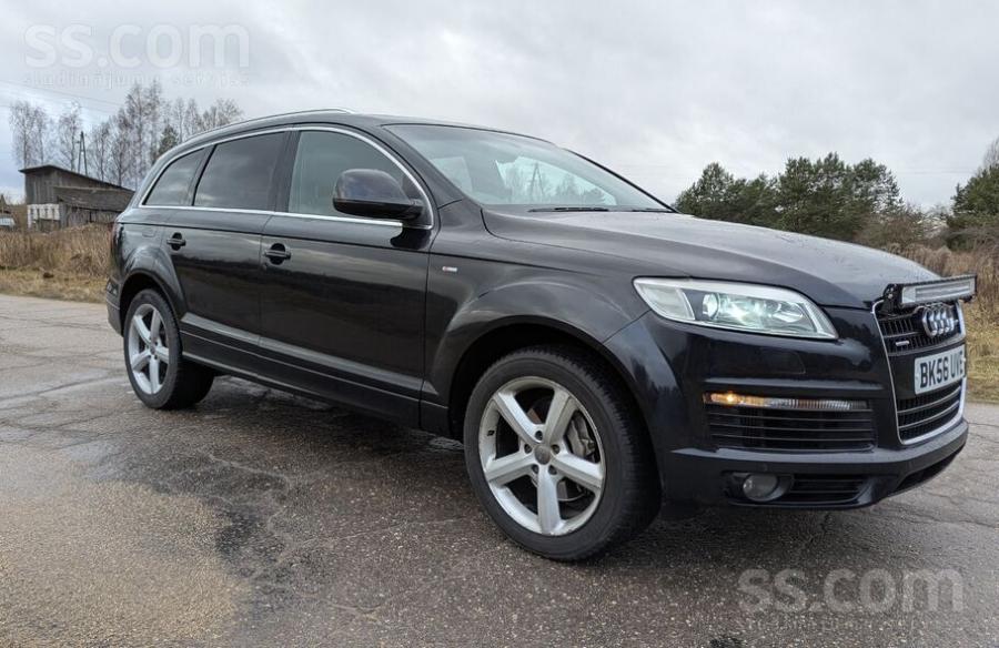 Melns Audi Q7 2008 Rīga, ar dzinēja tilpumu 3.00 L un nobraukumu 216 tūkst. km par 3000 €, foto 2 vietnē AUTOMOTO.COM.LV