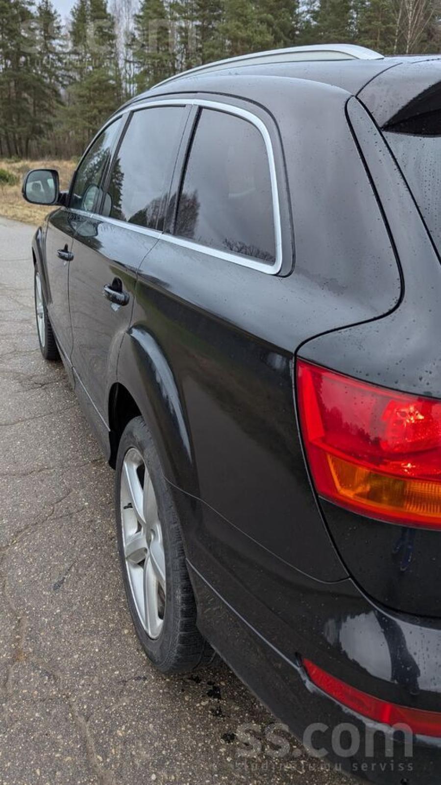 Melns Audi Q7 2008 Rīga, ar dzinēja tilpumu 3.00 L un nobraukumu 216 tūkst. km par 3000 €, foto 8 vietnē AUTOMOTO.COM.LV