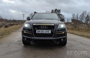 Melns Audi Q7 2008 Rīga, ar dzinēja tilpumu 3.00 L un nobraukumu 216 tūkst. km par 3000 €, foto 10 vietnē AUTOMOTO.COM.LV