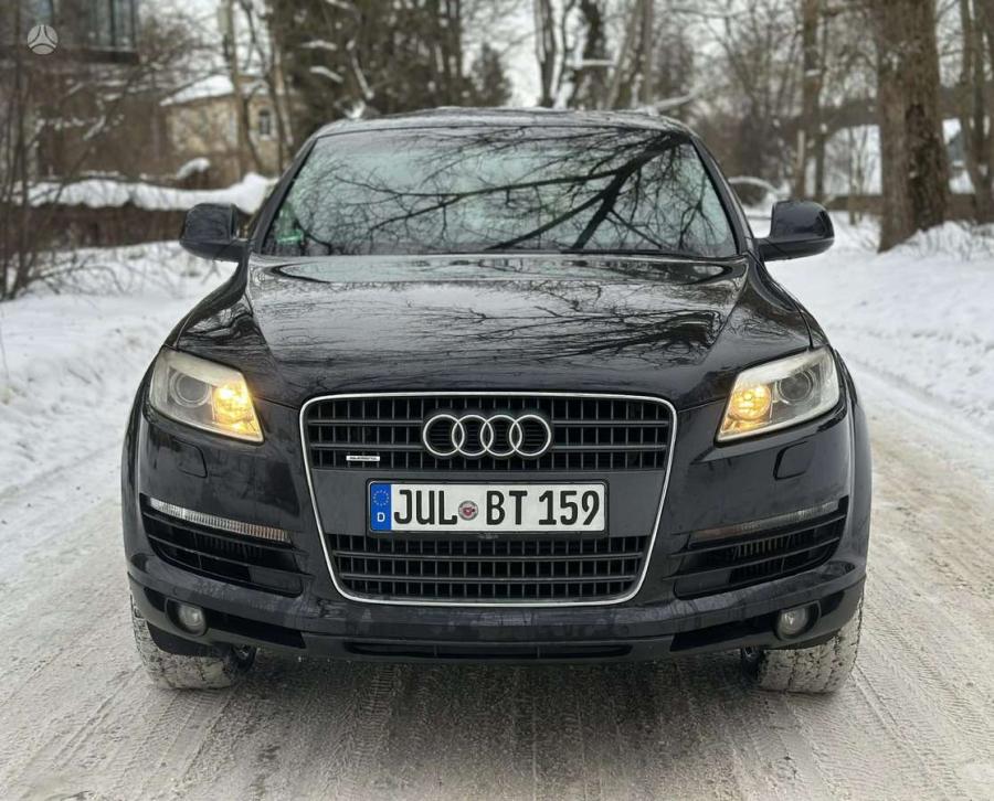 Black Audi Q7 2008 in Vilnius, with an engine capacity of 2.97 L and mileage of 255 thousand km for 5700 €, photo 3 on AUTOMOTO.COM.LV