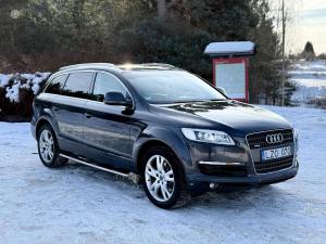Melns Audi Q7 2008 Viļņa, ar dzinēja tilpumu 3.00 L un nobraukumu 289 tūkst. km par 4900 €, foto  vietnē AUTOMOTO.COM.LV