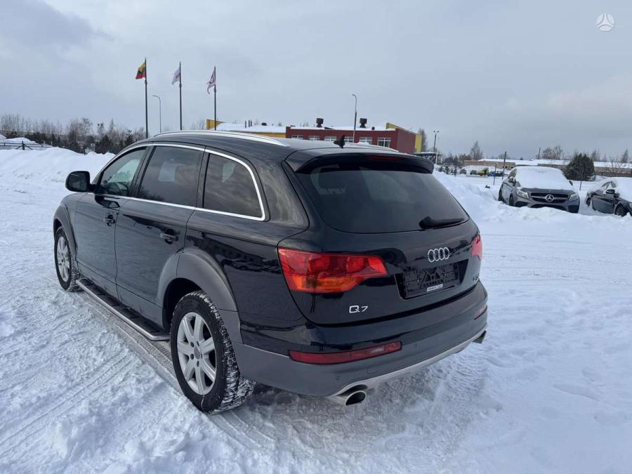 Black Audi Q7 2008 in Telschi, with an engine capacity of 2.97 L and mileage of 144 thousand km for 8300 €, photo 5 on AUTOMOTO.COM.LV