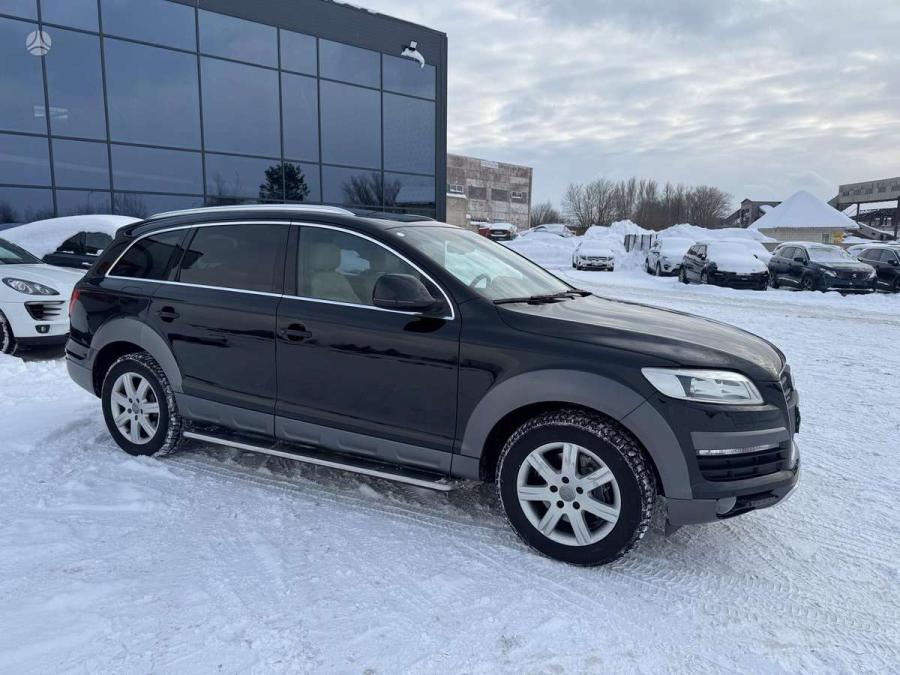 Black Audi Q7 2008 in Telschi, with an engine capacity of 2.97 L and mileage of 144 thousand km for 8300 €, photo 9 on AUTOMOTO.COM.LV