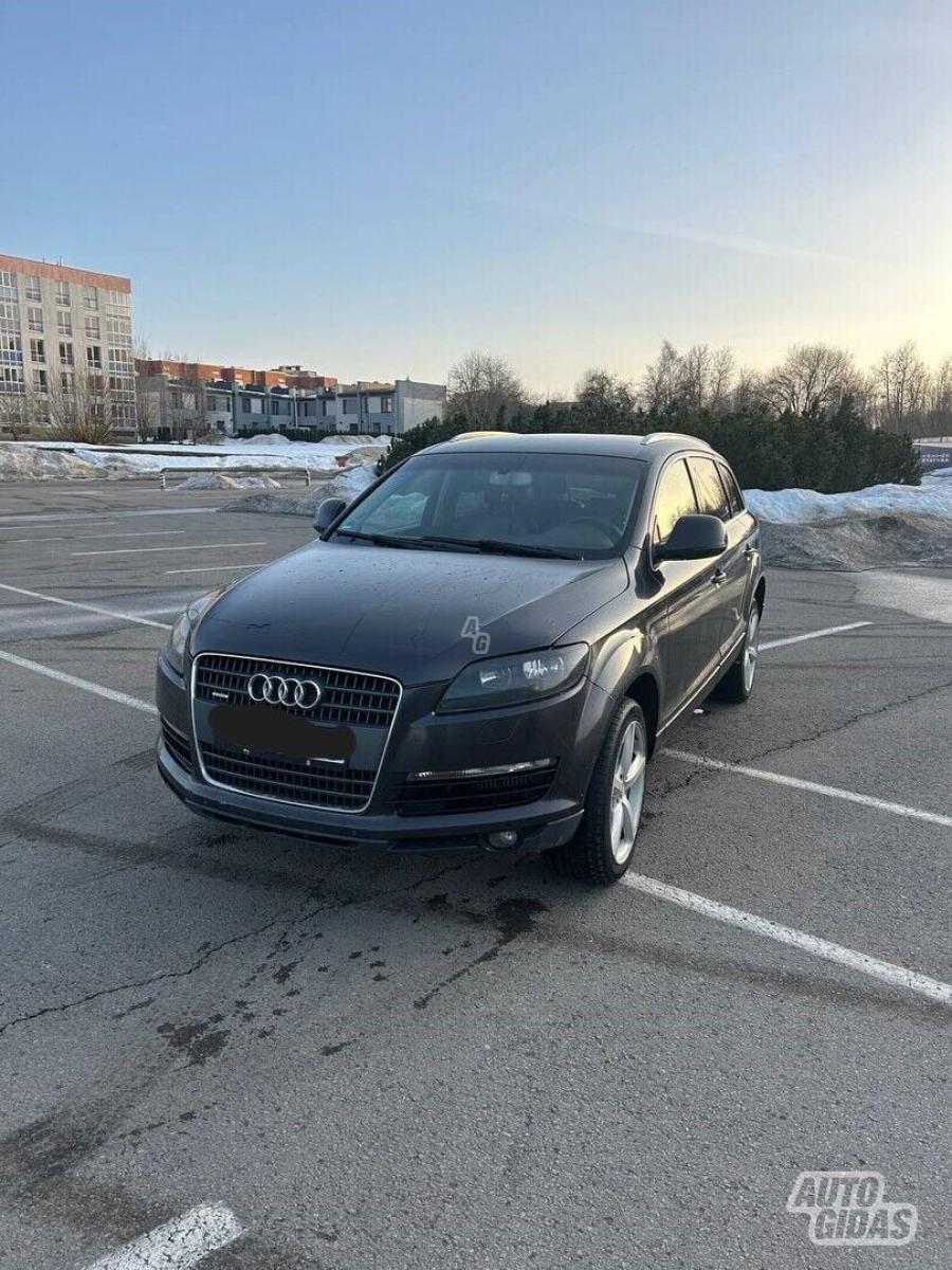 Melns Audi Q7 2008 Šauļi, ar dzinēja tilpumu 3.00 L un nobraukumu 500 tūkst. km par 6000 €, foto 1 vietnē AUTOMOTO.COM.LV