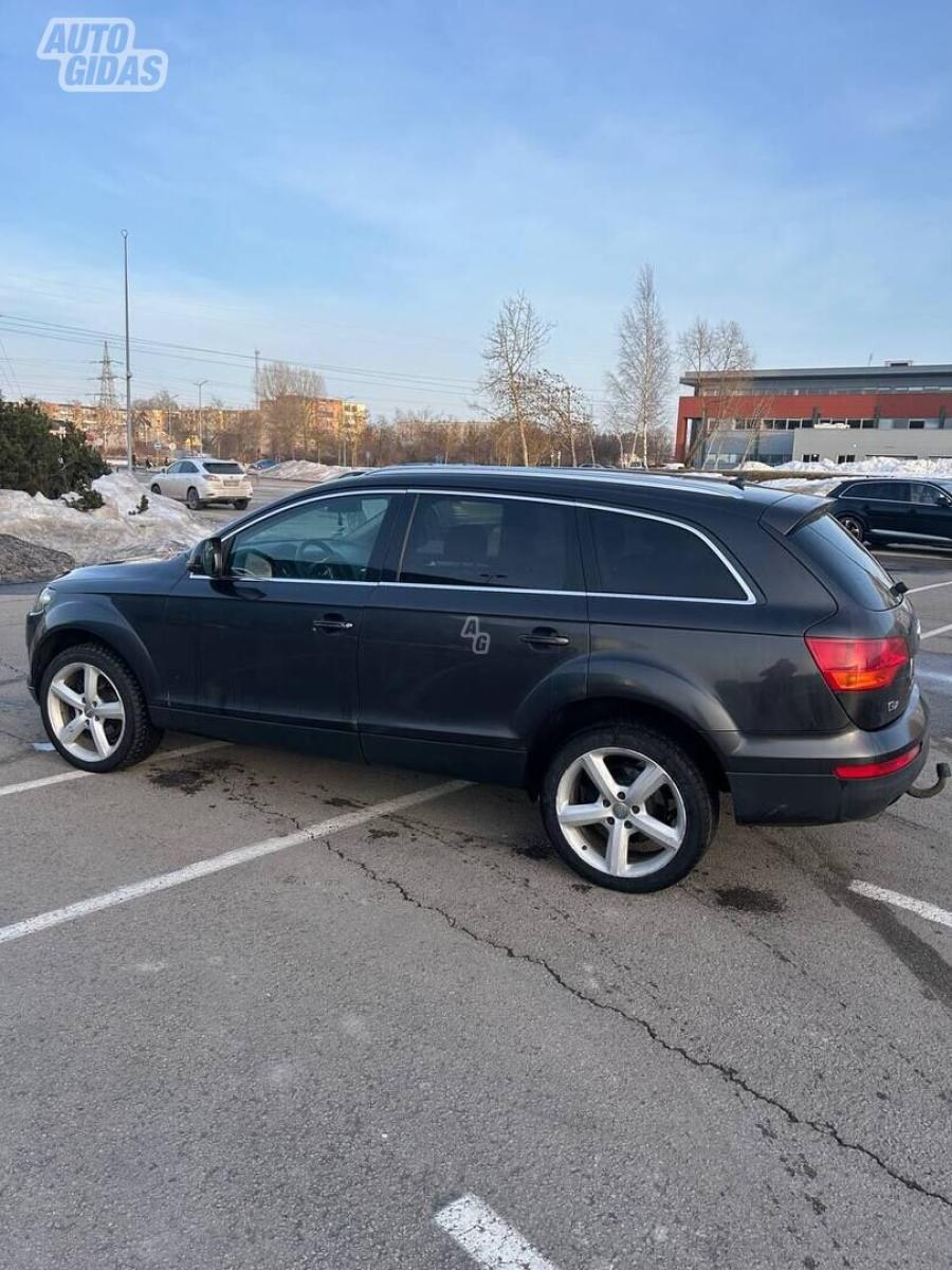 Melns Audi Q7 2008 Šauļi, ar dzinēja tilpumu 3.00 L un nobraukumu 500 tūkst. km par 6000 €, foto 2 vietnē AUTOMOTO.COM.LV