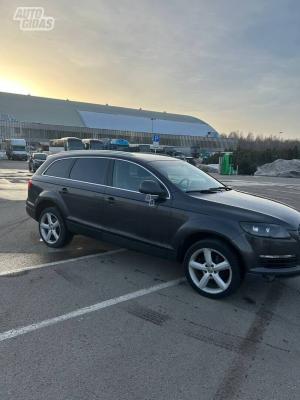 Melns Audi Q7 2008 Šauļi, ar dzinēja tilpumu 3.00 L un nobraukumu 500 tūkst. km par 6000 €, foto 5 vietnē AUTOMOTO.COM.LV