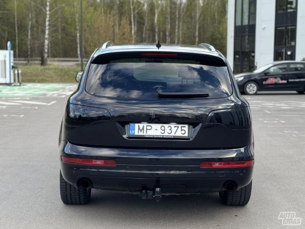 Black Audi Q7 2008 in Kaunas, with an engine capacity of 3.00 L and mileage of 222 thousand km for 4500 €, photo 4 on AUTOMOTO.COM.LV