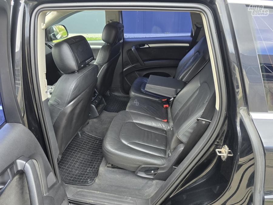 Melns Audi Q7 2008 Viļņa, ar dzinēja tilpumu 3.00 L un nobraukumu 313 tūkst. km par 4400 €, foto 13 vietnē AUTOMOTO.COM.LV
