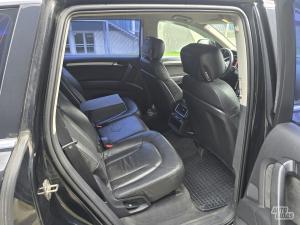 Melns Audi Q7 2008 Viļņa, ar dzinēja tilpumu 3.00 L un nobraukumu 313 tūkst. km par 4400 €, foto 14 vietnē AUTOMOTO.COM.LV