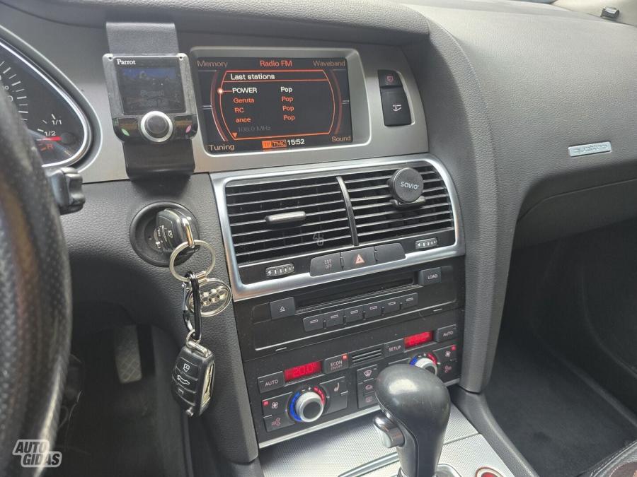 Melns Audi Q7 2008 Viļņa, ar dzinēja tilpumu 3.00 L un nobraukumu 313 tūkst. km par 4400 €, foto 17 vietnē AUTOMOTO.COM.LV