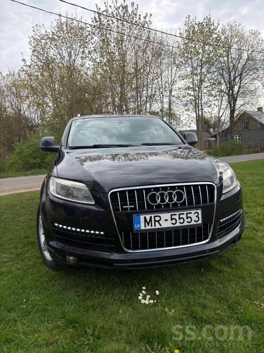Melns Audi Q7 2008 Valmiera, ar dzinēja tilpumu 3.00 L un nobraukumu 367 tūkst. km par 7000 €, foto 1 vietnē AUTOMOTO.COM.LV