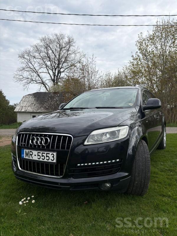 Melns Audi Q7 2008 Valmiera, ar dzinēja tilpumu 3.00 L un nobraukumu 367 tūkst. km par 7000 €, foto 5 vietnē AUTOMOTO.COM.LV